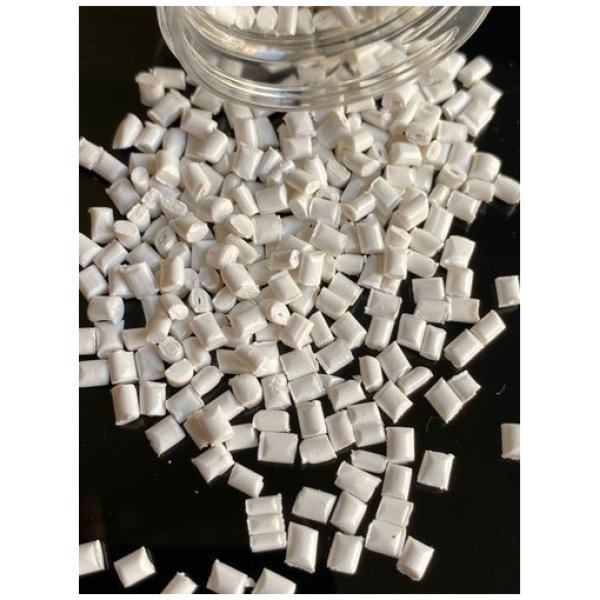 Polycarbonate Milky White Granules Recyclean India